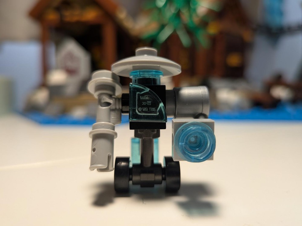 LEGO MOC-250299 Benny the robot by LifeOnMars465 Productions ...