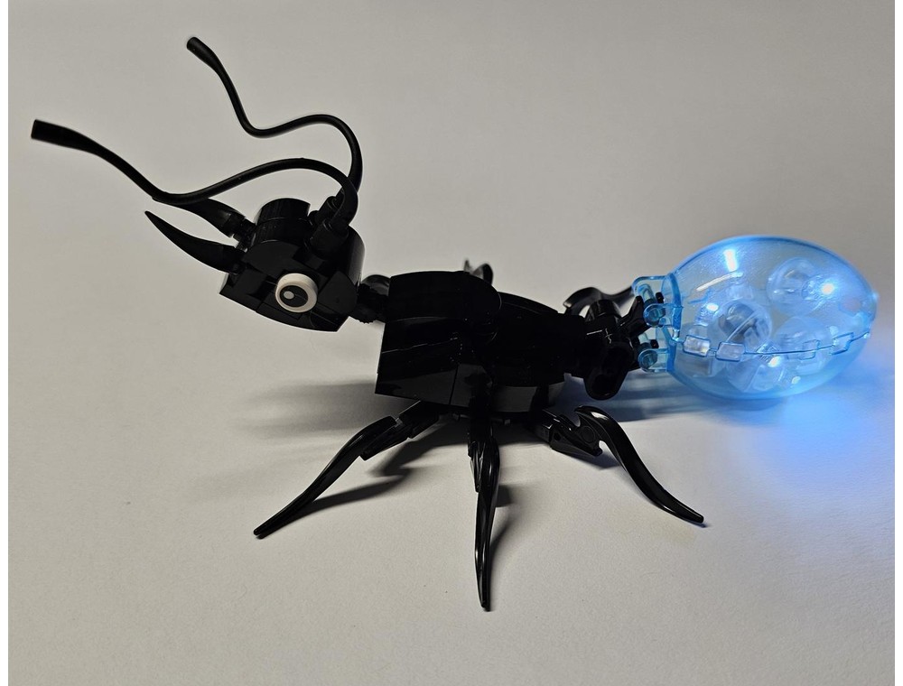 LEGO MOC-251815 Crystal Honeypot Ant by Noosbricksworld | Rebrickable ...