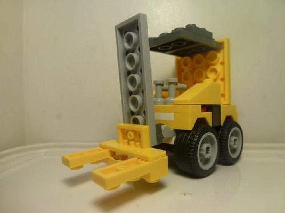 LEGO MOC 30283 Forklift by perbonde | Rebrickable - Build with LEGO