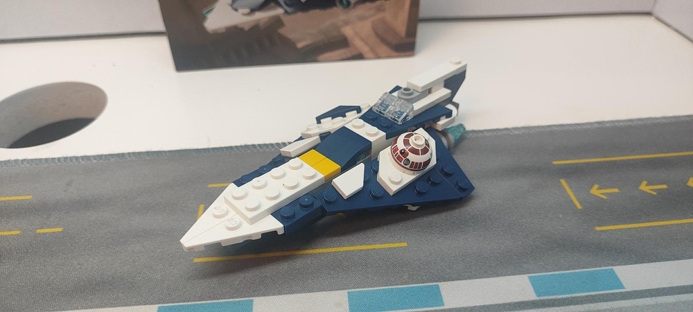 LEGO MOC-253428 Plo Koon's Starfighter alternative build by HoTingV5 ...