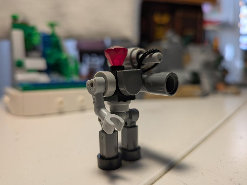 LEGO MOC-254656 Z-06 the protector droid (collab with Jharrison11) by ...