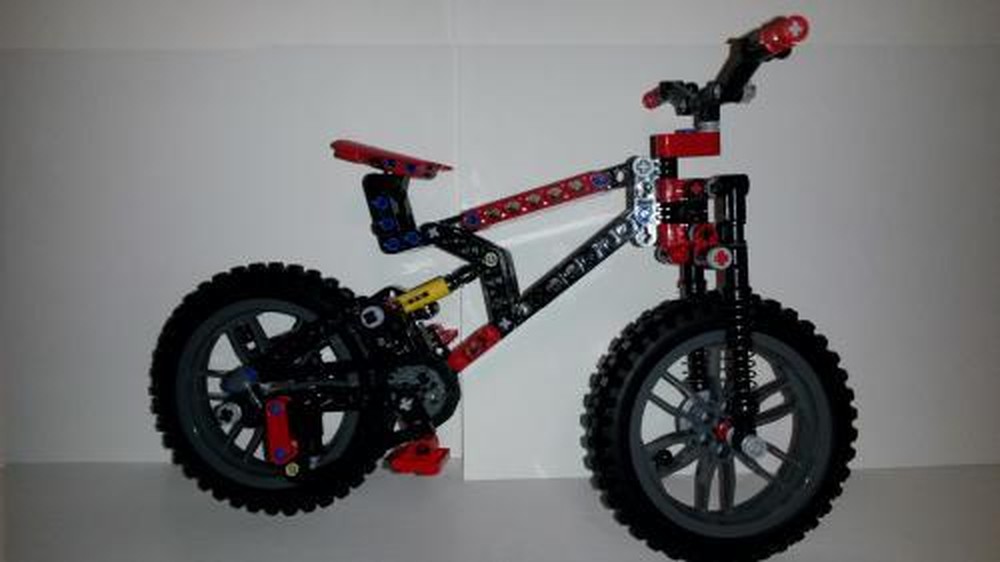 LEGO MOC-2556 MTB Bike by Scorpion | Rebrickable - Build with LEGO