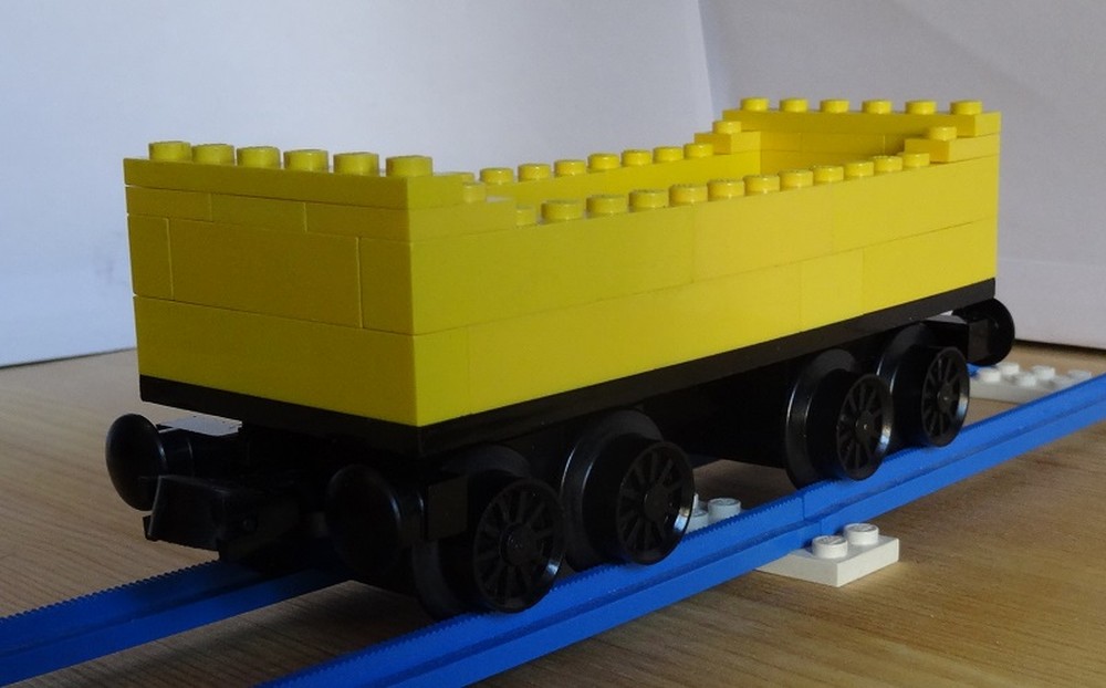 Lego Moc Yellow Open Wagon By Timobahn Rebrickable Build With Lego
