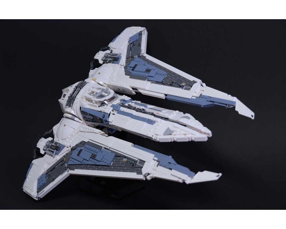 LEGO MOC-257223 Kom'rk Mandalorian Gauntlet - V2 by Noctaerum ...