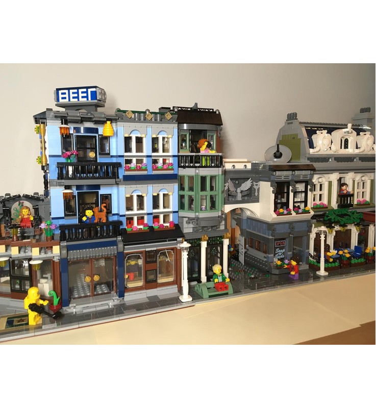LEGO MOC 10251 - The Jeweler - alternat Building for Brick Bank by ...