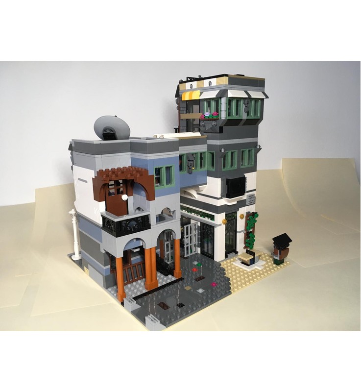 LEGO MOC 10251 - The Jeweler - alternat Building for Brick Bank by ...