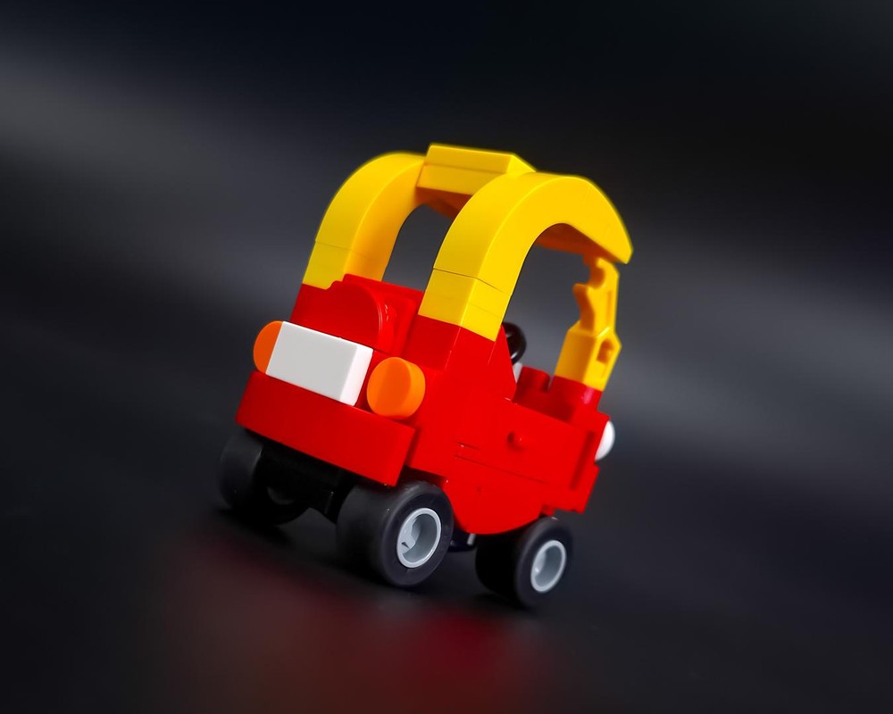 LEGO MOC-257519 Little Tikes Cozy Coupé by SFH_Bricks | Rebrickable ...