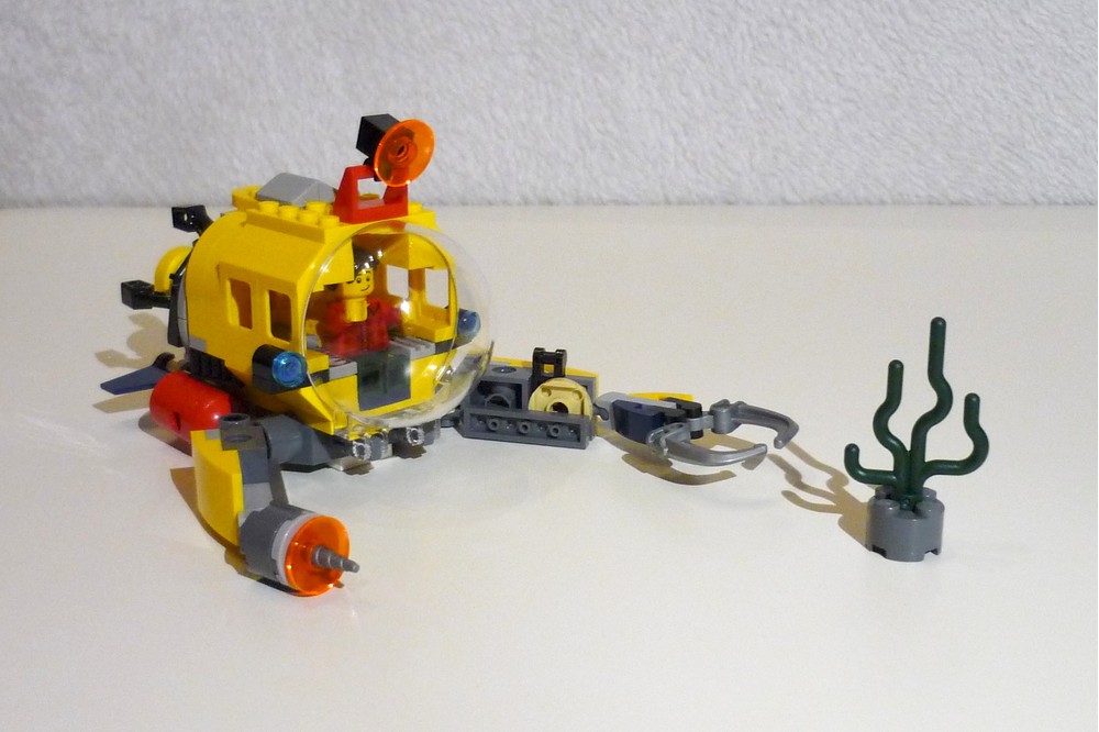 LEGO MOC 31090 Submarine by Nequmodiva | Rebrickable - Build with LEGO