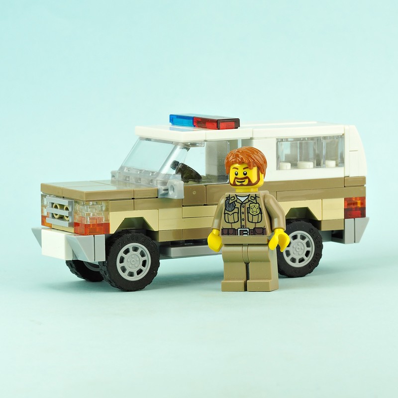 LEGO MOC Chief Hopper's Car by De_Marco | Rebrickable - Build with LEGO