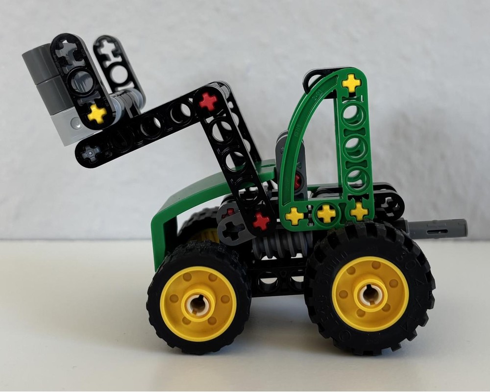 LEGO MOC-261922 42218 Tractor with Front Loader by Sitechnic ...