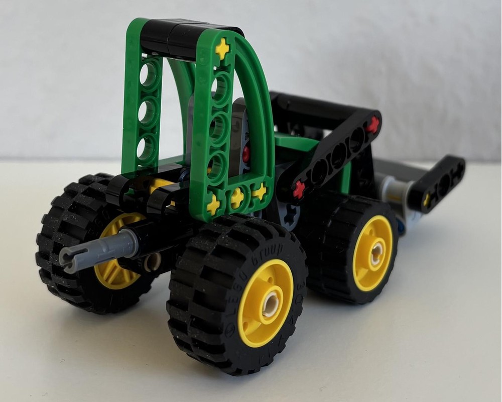 LEGO MOC-261922 42218 Tractor with Front Loader by Sitechnic ...