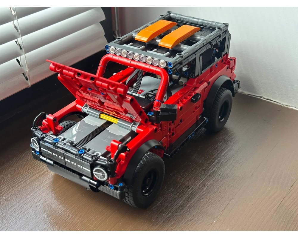 LEGO MOC-262825 42213 Motorized Ford Bronco SUV (Powered Up / Control+ ...