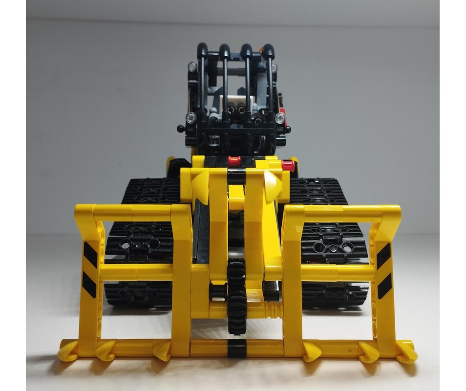 LEGO MOC-263688 chargeuse (42094) RC by _Foxy_ | Rebrickable - Build ...