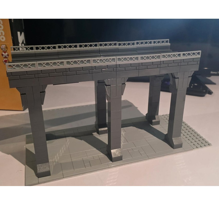 LEGO MOC-264807 Elevated Train Tracks by Dubzebub | Rebrickable - Build ...
