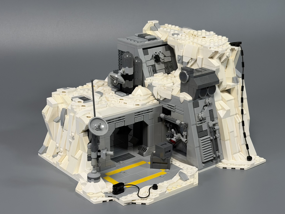 LEGO MOC-266387 imperial remnant snow base + landing pad by dottywotty ...