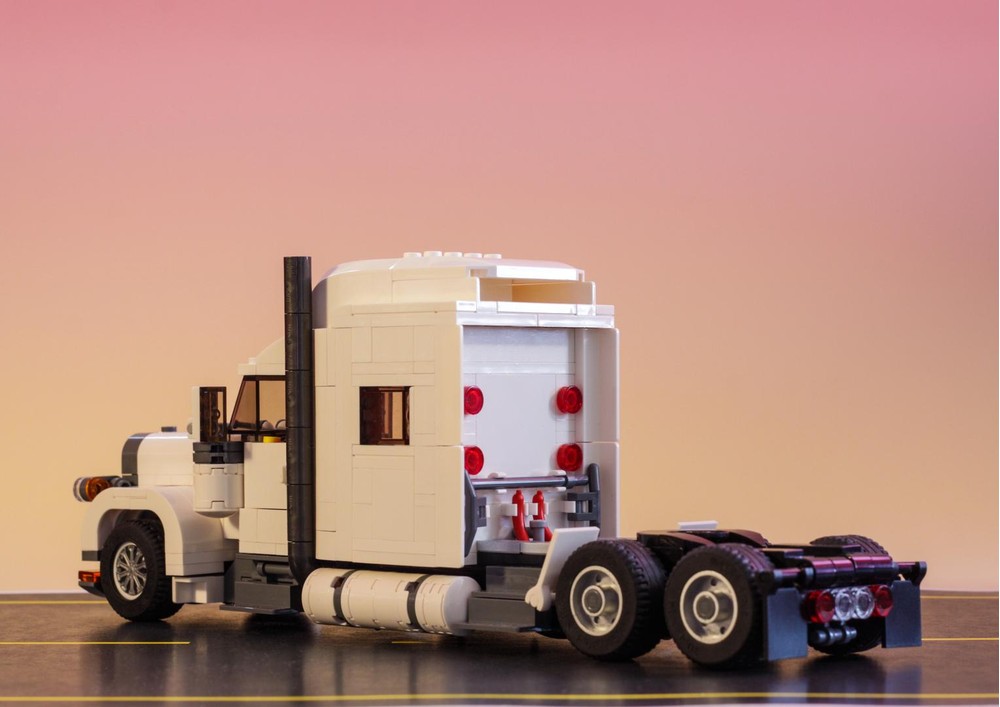 LEGO MOC Peterbilt 379 Custom Truck by Part of Toto | Rebrickable ...