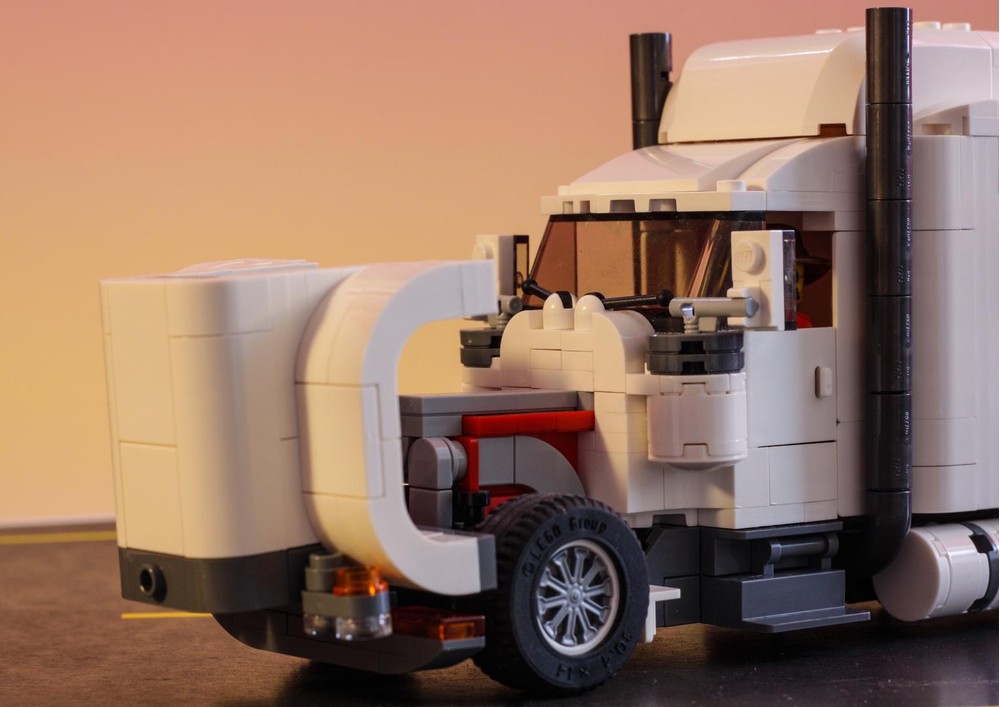 LEGO MOC Peterbilt 379 Custom Truck by Part of Toto | Rebrickable ...