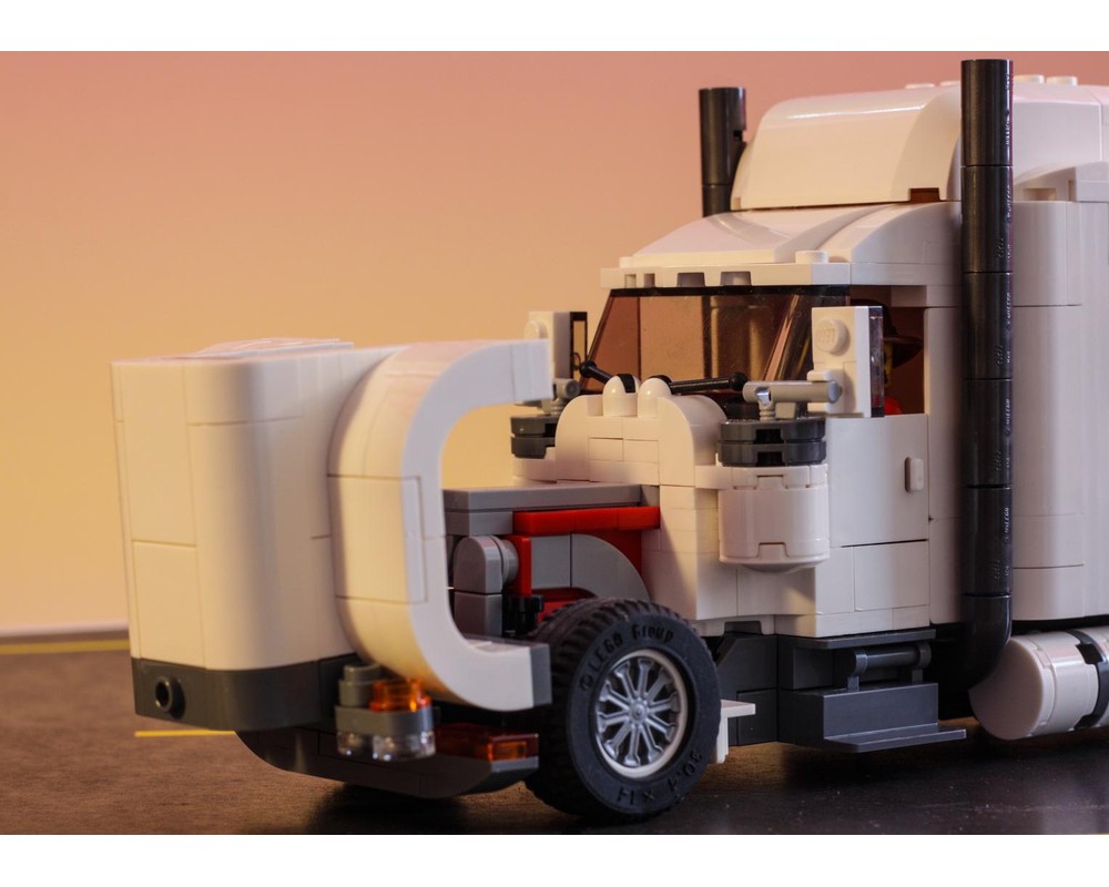 LEGO MOC Peterbilt 379 Custom Truck by Part of Toto | Rebrickable ...