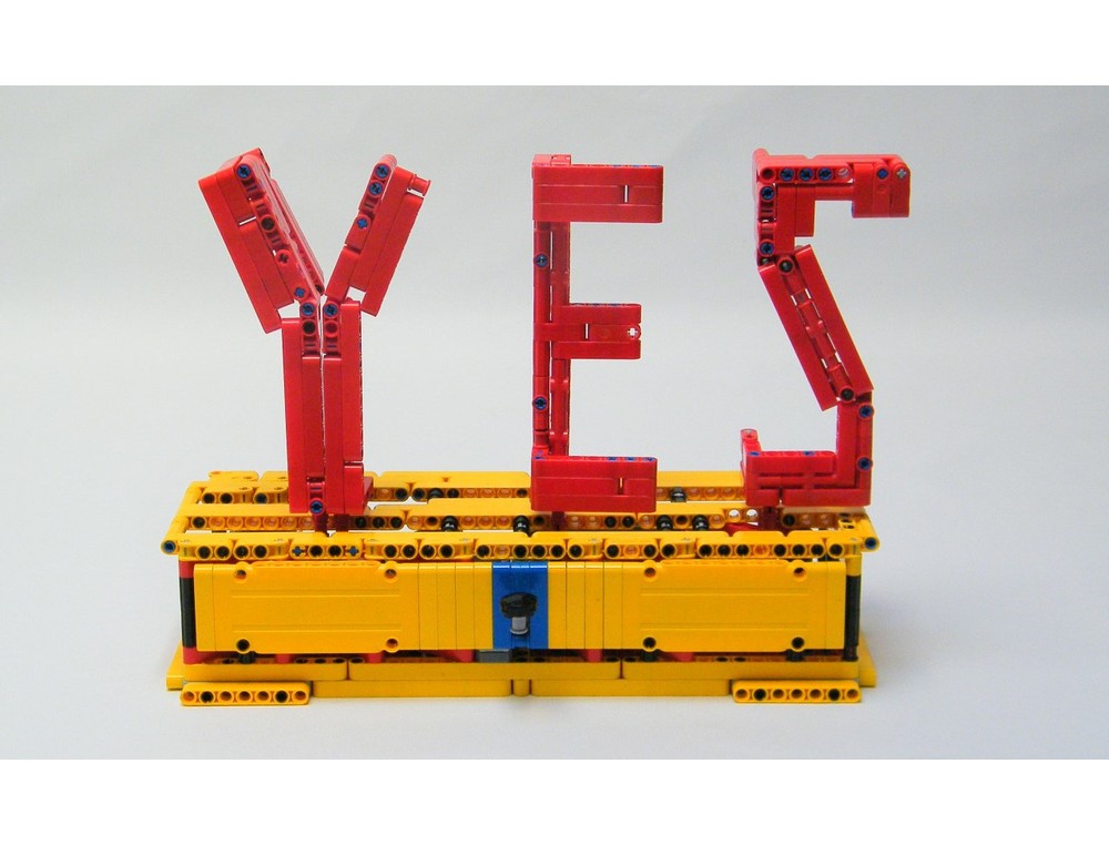 LEGO MOC Yes / No Sculpture by Nico71 | Rebrickable - Build with LEGO