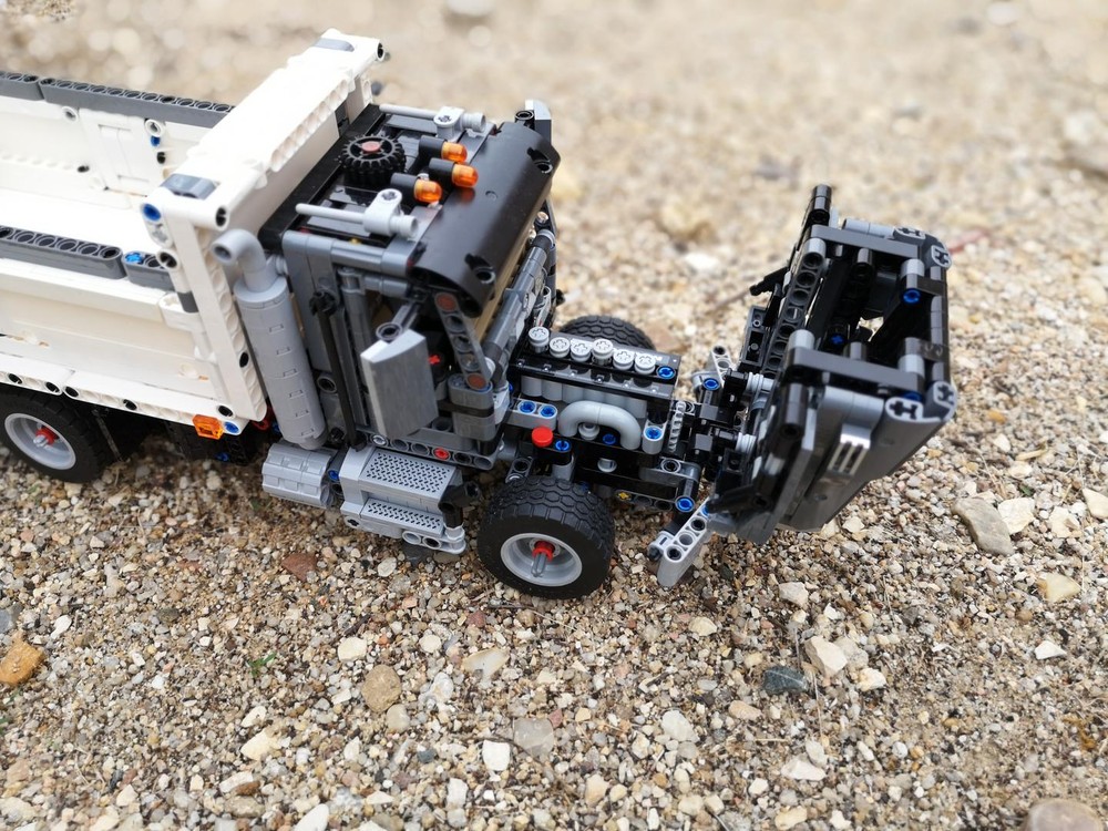 LEGO MOC Mack Granite 6x4 dump truck by grego18 | Rebrickable - Build ...
