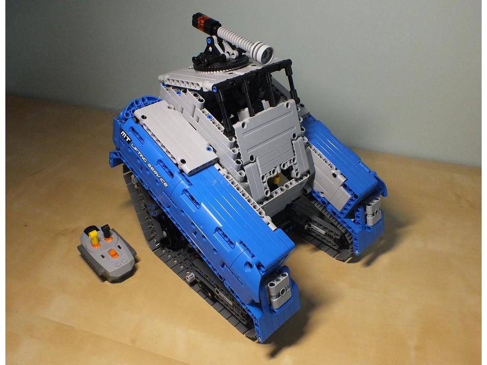 LEGO MOC Killdozer by Snospar | Rebrickable - Build with LEGO