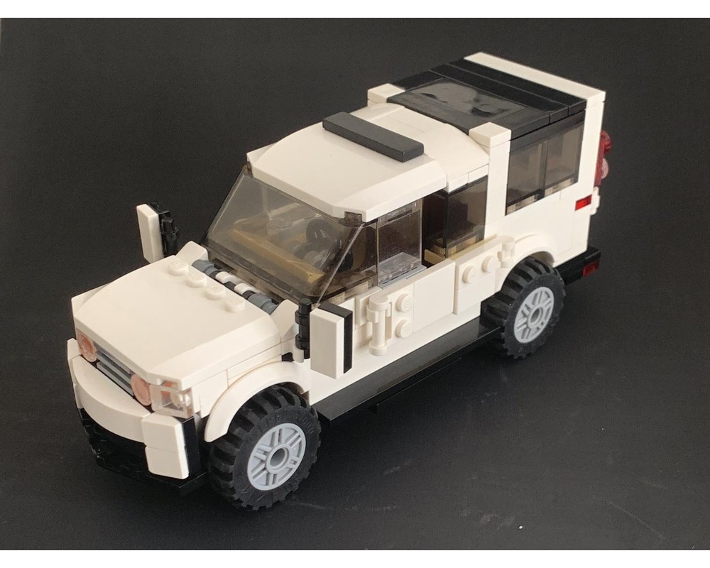 LEGO MOC Land Rover L4 Moc by shratchaartsauce | Rebrickable - Build ...
