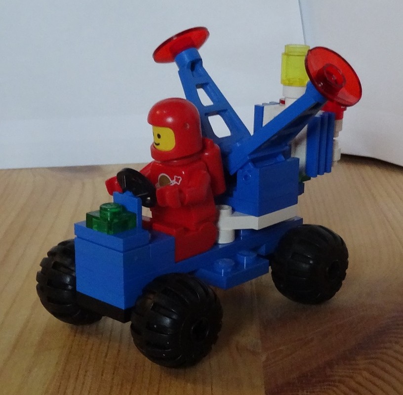 LEGO MOC Sonar vehicle by timobahn | Rebrickable - Build with LEGO