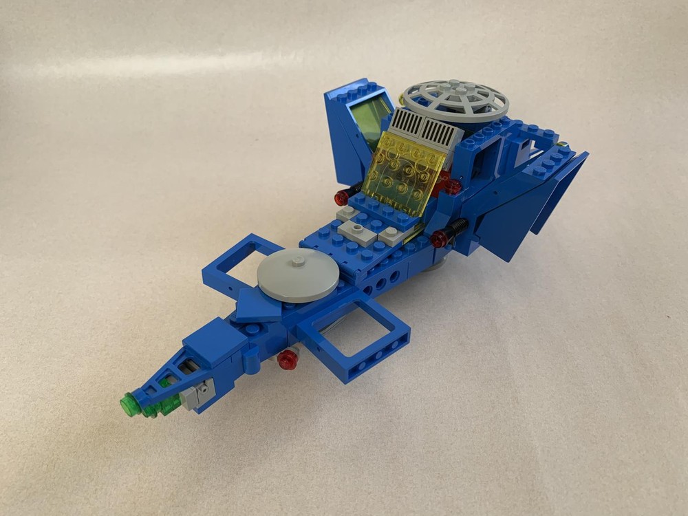 LEGO MOC Robot Command Interceptor by plastic.ati | Rebrickable - Build ...