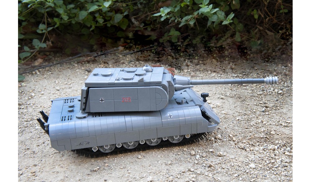 LEGO MOC Panzerkampfwagen E-100 Tank (Maus Turret) by MekanismBricks ...