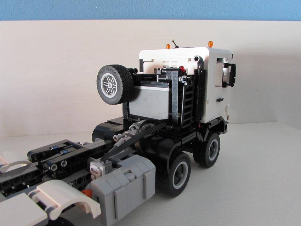 LEGO MOC Scania r144c 8x4 tractor truck by DLTC | Rebrickable - Build with LEGO