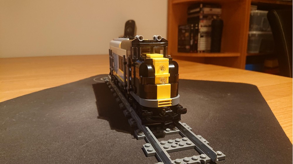 LEGO MOC Santa Fe Train - Black and Yellow by Gemiini | Rebrickable ...