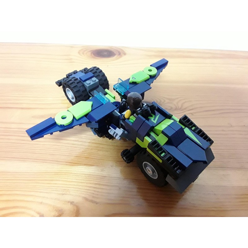 LEGO MOC 70826 - Flying Car by LegoOri | Rebrickable - Build with LEGO
