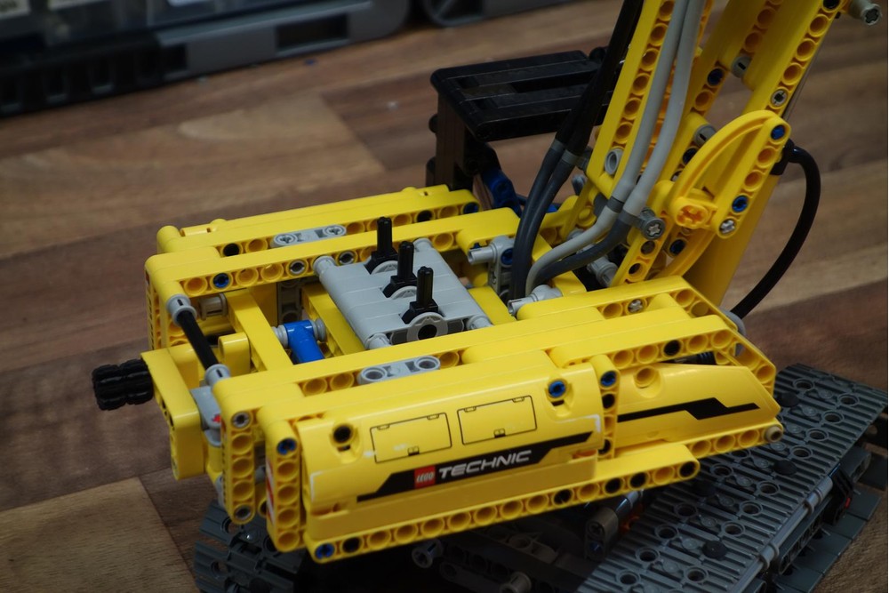 LEGO MOC 42006 MOD - pneumatic by Mowlwurf | Rebrickable - Build with LEGO