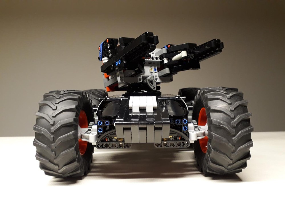 LEGO MOC Combat Vehicle by kueden | Rebrickable - Build with LEGO