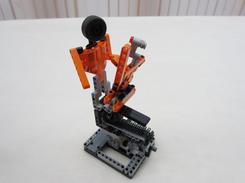 LEGO MOC 42060 Swingin Robots by thekitchenscientist | Rebrickable - Build with LEGO