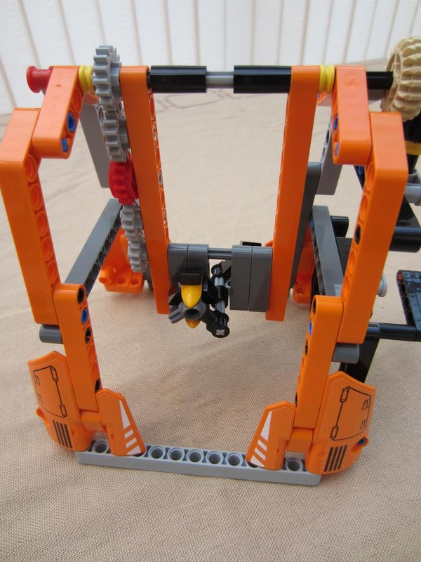 LEGO MOC 42038 Pendulum Ride by thekitchenscientist | Rebrickable ...