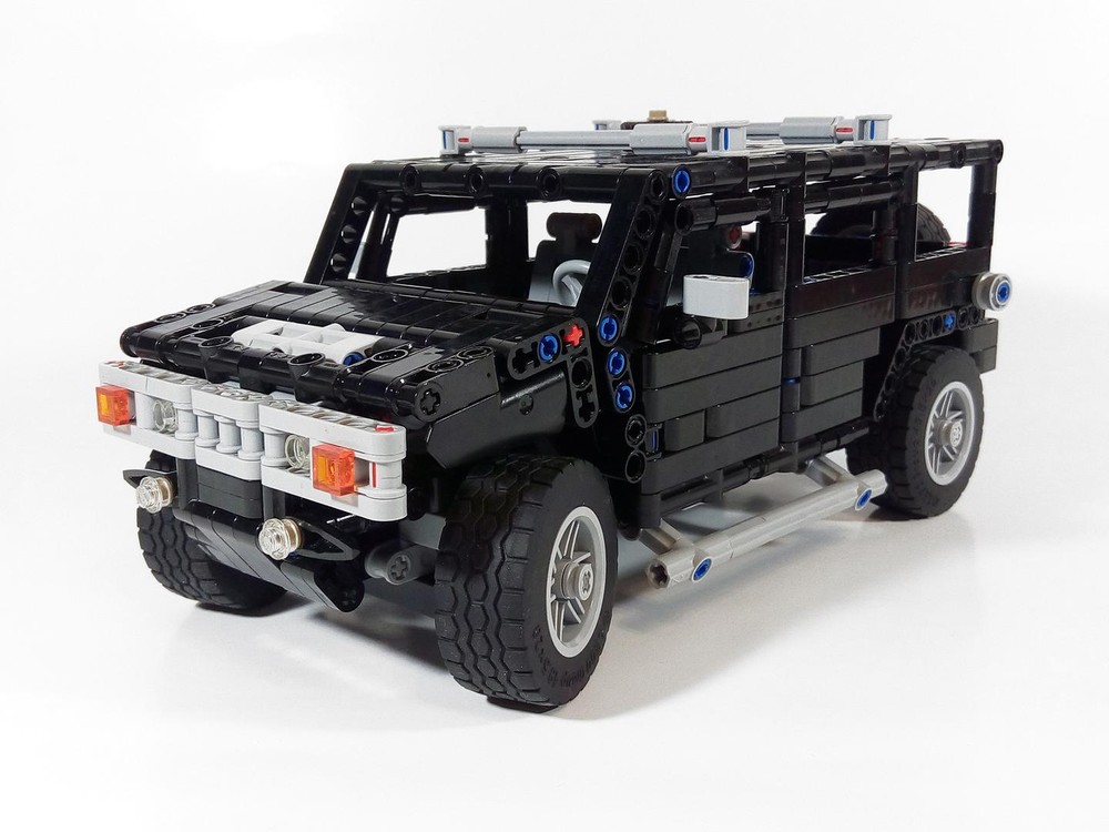 LEGO MOC Hummer H2 (1:18) by Artemy Zotov | Rebrickable - Build with LEGO