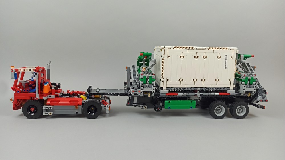 LEGO MOC 42075 Terminal Tractor by M_longer | Rebrickable - Build with LEGO