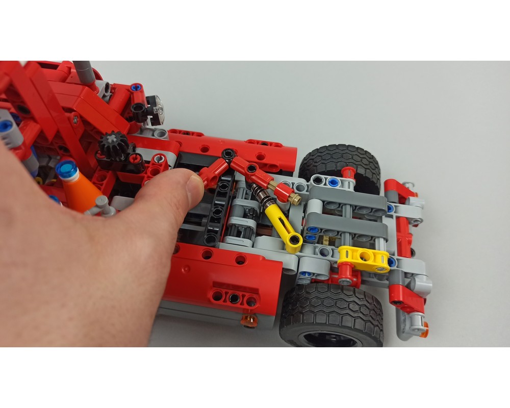 LEGO MOC 42075 Terminal Tractor by M_longer | Rebrickable - Build with LEGO