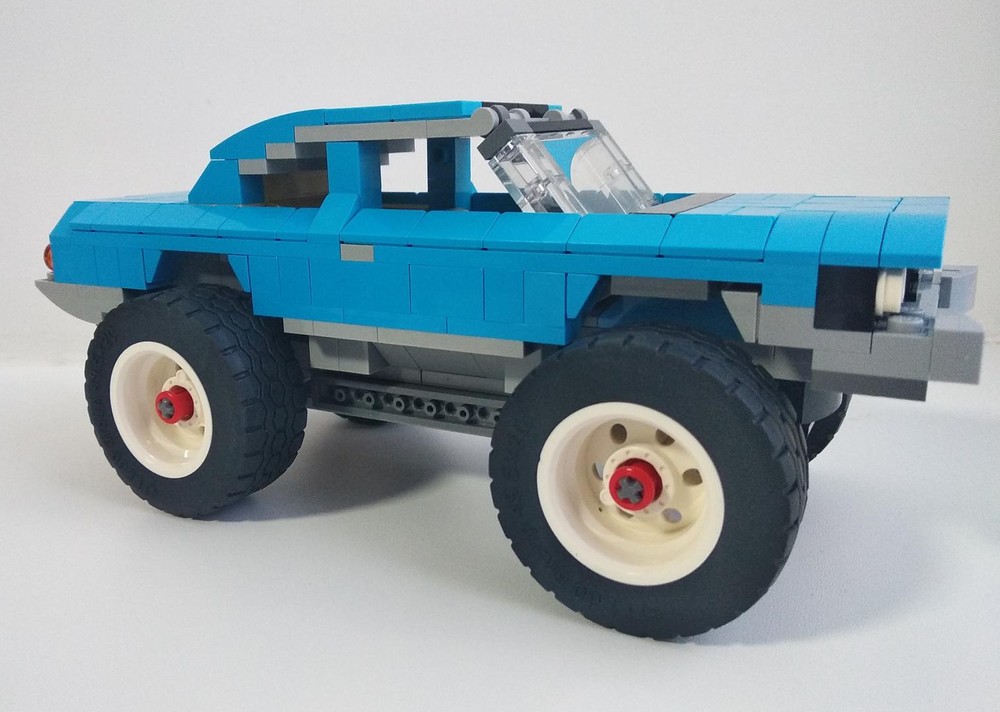 LEGO MOC 10252 Monster Sedan by Kirvet | Rebrickable - Build with LEGO