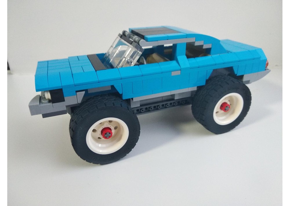 LEGO MOC 10252 Monster Sedan by Kirvet | Rebrickable - Build with LEGO