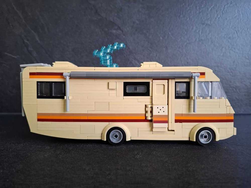 LEGO MOC-35025 Breaking Bad Camper by Data_03 | Rebrickable - Build ...
