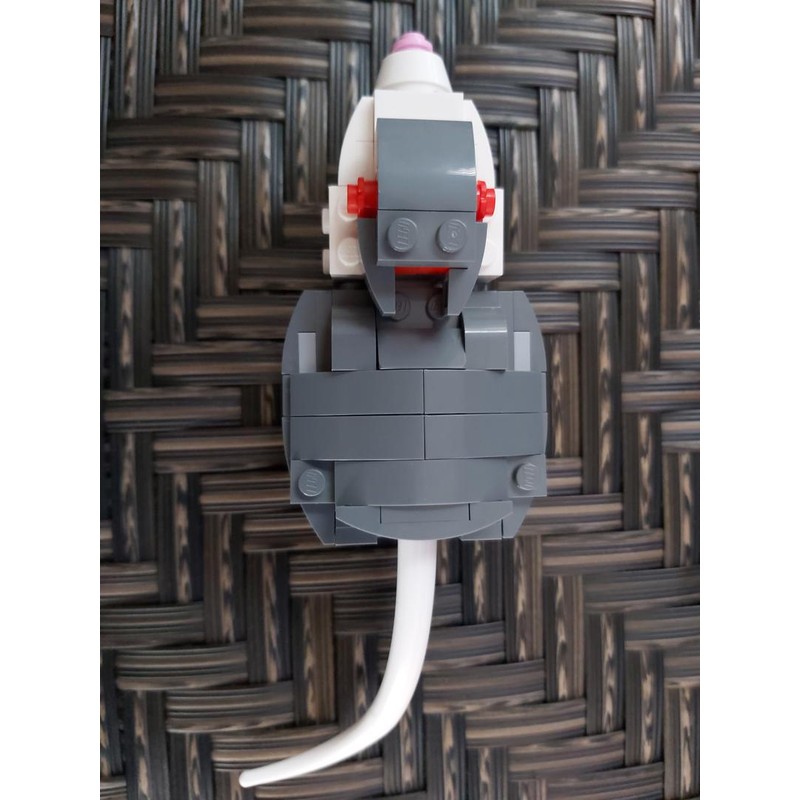 LEGO MOC Realistic Rat by LegoBuilder98 | Rebrickable - Build with LEGO