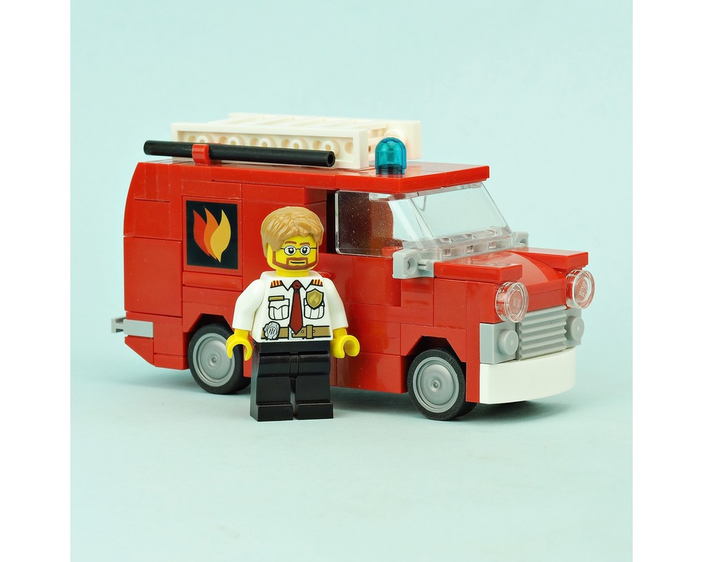 LEGO MOC Old Ford Fire Van by De_Marco | Rebrickable - Build with LEGO