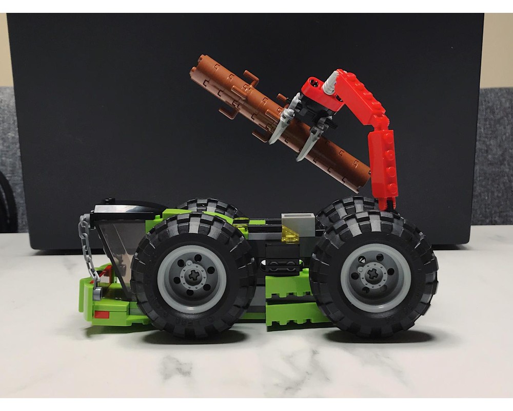 LEGO MOC Stanced Forest Tractor by HodaYoda | Rebrickable - Build with LEGO
