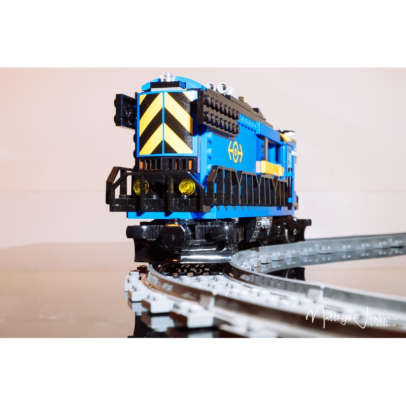 LEGO MOC Cargo Train by MatthijsJonker | Rebrickable - Build with LEGO
