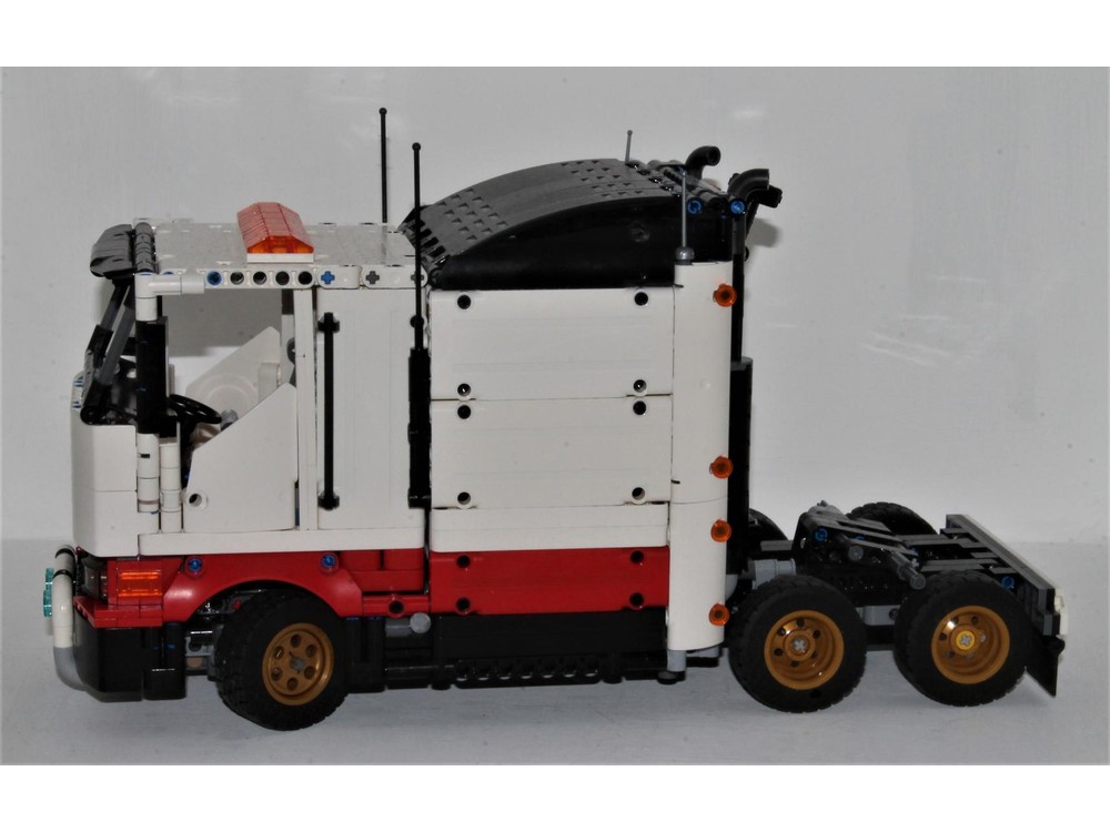 LEGO MOC Cab Over Sleeper by Theoderic | Rebrickable - Build with LEGO