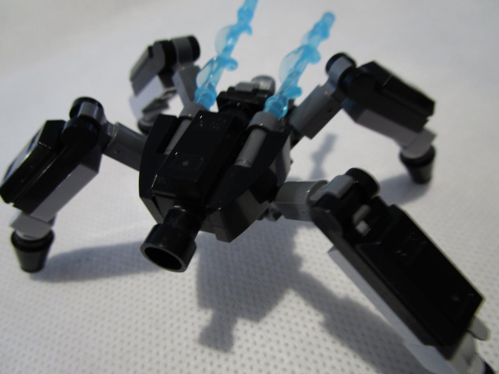 LEGO MOC Mini Spider Bot by beezysmeezy | Rebrickable - Build with LEGO