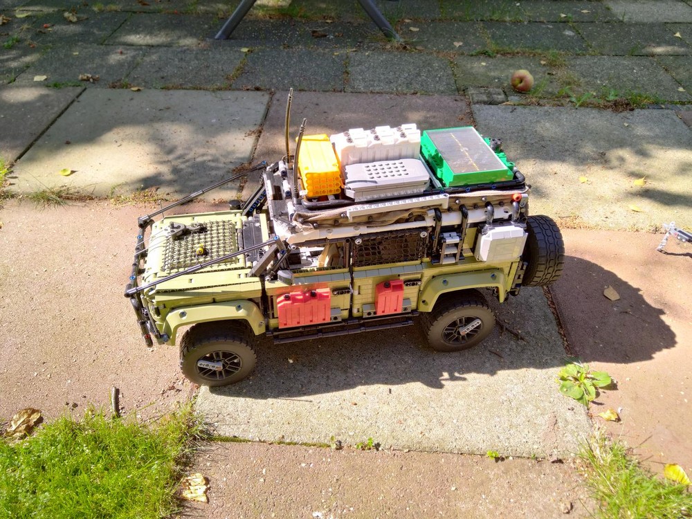LEGO MOC-37143 2020 Land Rover Defender 110 by LBBDE | Rebrickable ...