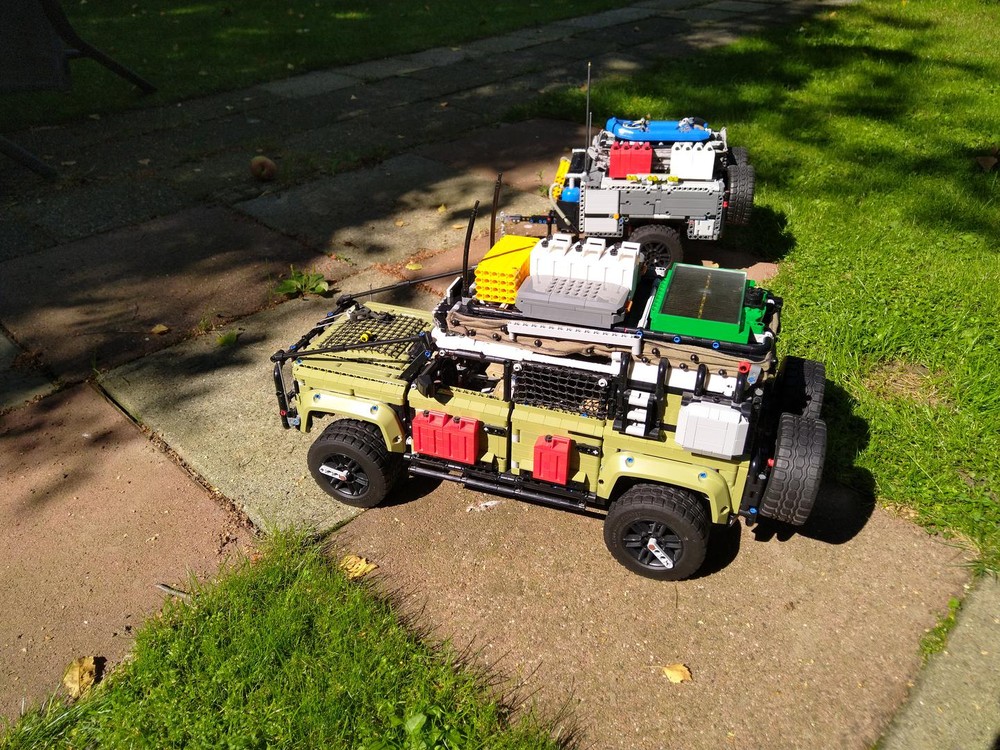 LEGO MOC 2020 Land Rover Defender 110 by LBBDE | Rebrickable - Build ...